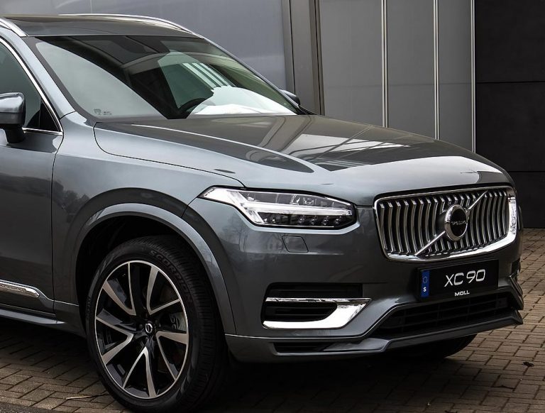 Volvo Windshield Replacement - Moxie Auto Care & Glass Repair